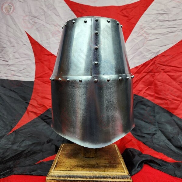 Templar Crusader Great Helm